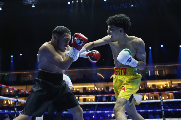 Debutant Mohammed Alakel is victorious in Riyadh - Boxing News