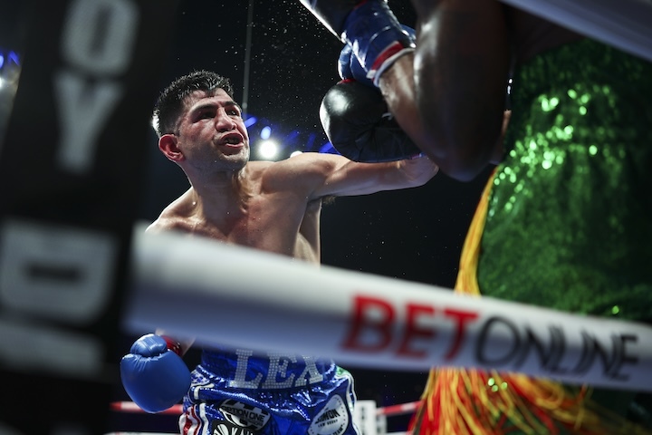 Alexis Rocha adds new layers in UD over Santiago Dominguez - Boxing News