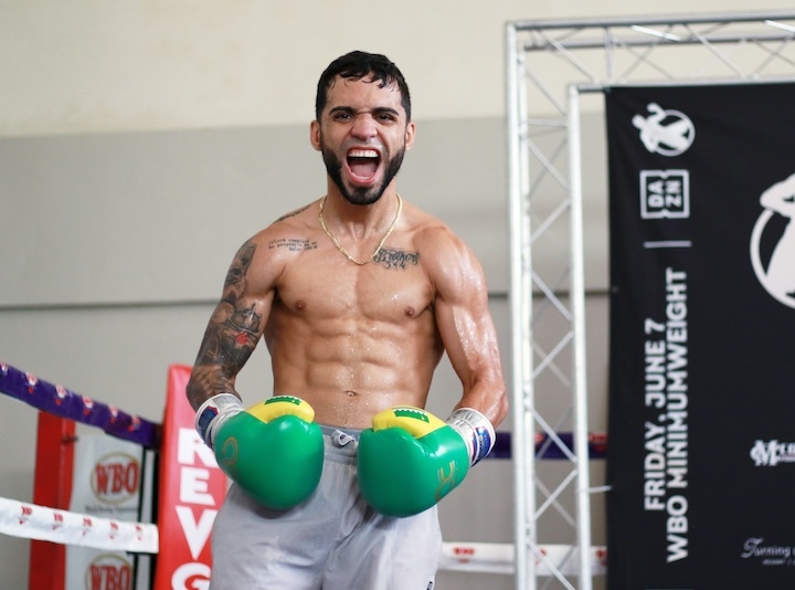 Oscar Collazo Keen to Impress and Promises a ‘Masterpiece’ - Boxing News