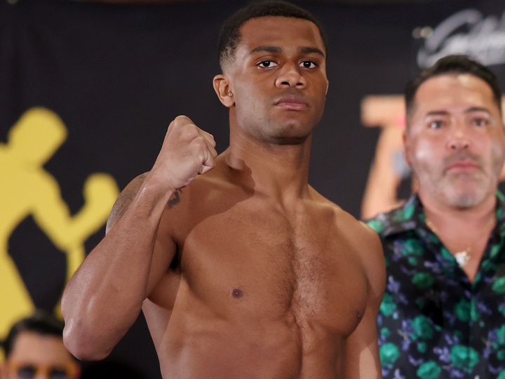 David Stevens Overcomes Knockdown, Outpoints Marco Antonio Periban ... David Stevens Overcomes Knockdown, Outpoints Marco Antonio Periban ...