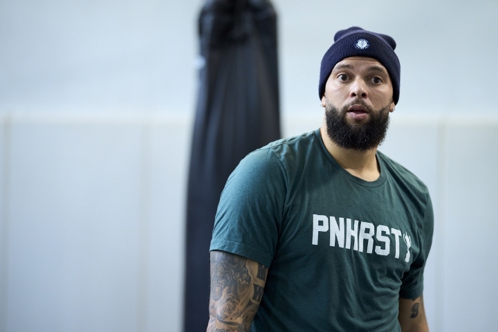 Photos: Deron Williams Putting in Work For Frank Gore Clash - Boxing News