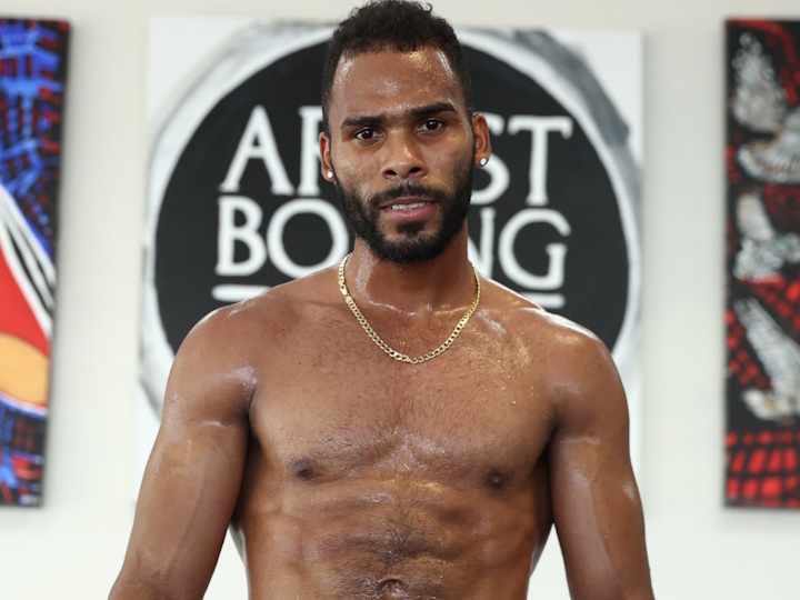 Photos Edwin De Los Santos Grinds Hard For Shakur Stevenson Title