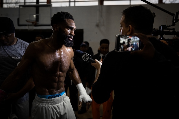 Photos: Jaron Ennis, Andrade, Chukhadzhian, Ellis, Villa, Nicholson ...