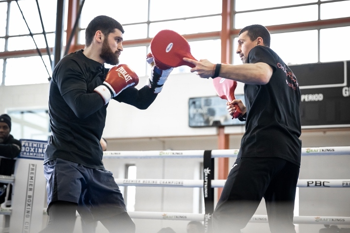 Photos: Jaron Ennis, Andrade, Chukhadzhian, Ellis, Villa, Nicholson ...