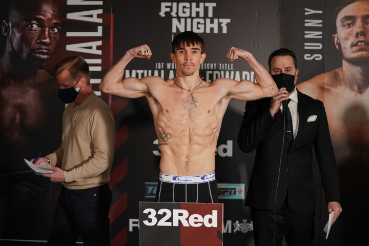 Photos: Mthalane vs. Edwards, Conlan vs. Baluta - Set For Battle ... Photos: Mthalane vs. Edwards, Conlan vs. Baluta - Set For Battle ...