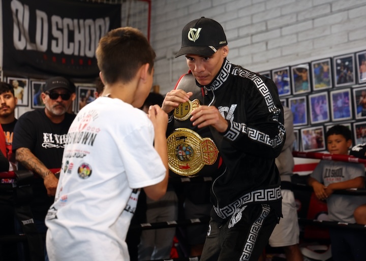 Oscar Valdez and Sergio Rodriguez Give Back to Local Phoenix Children ...