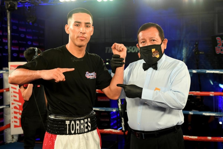 Ruben Torres Demolishes Diego Contreras in One Round in Corona - Boxing ...