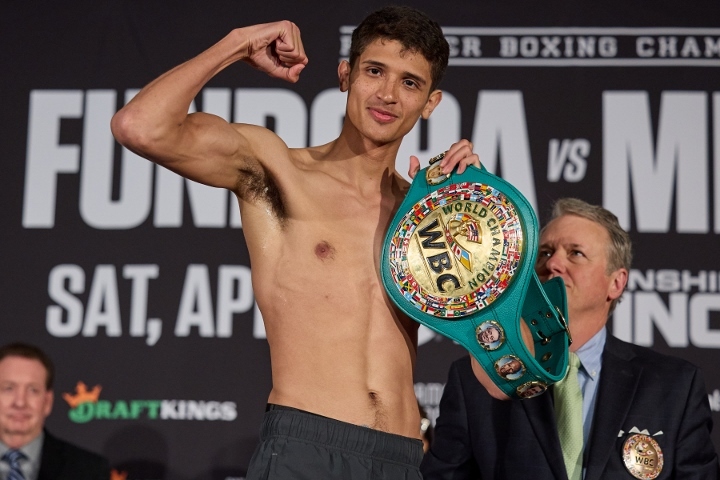 Photos: Sebastian Fundora, Brian Mendoza - Ready For War in Carson ...