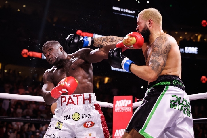Photos: Deron Williams Defeats Frank Gore in Four Round Brawl - Boxing News