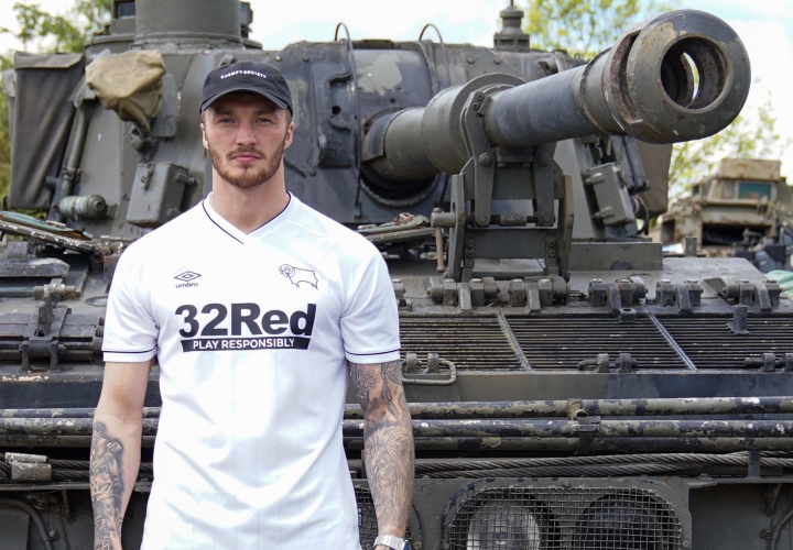 Zach Parker Believes His Style Will Create Problems For Canelo - Boxing ...